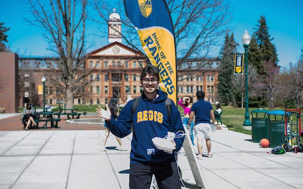 Visit Regis University | On-Campus and Virtual Visits for Incoming Freshmen